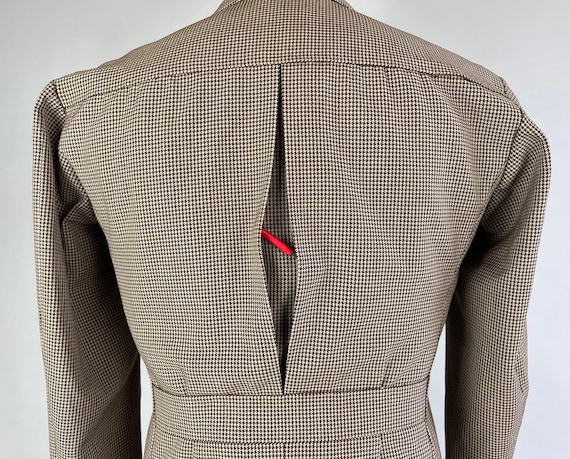 1930s Out with the Hounds Belted Back Jacket | Vintag… - Gem