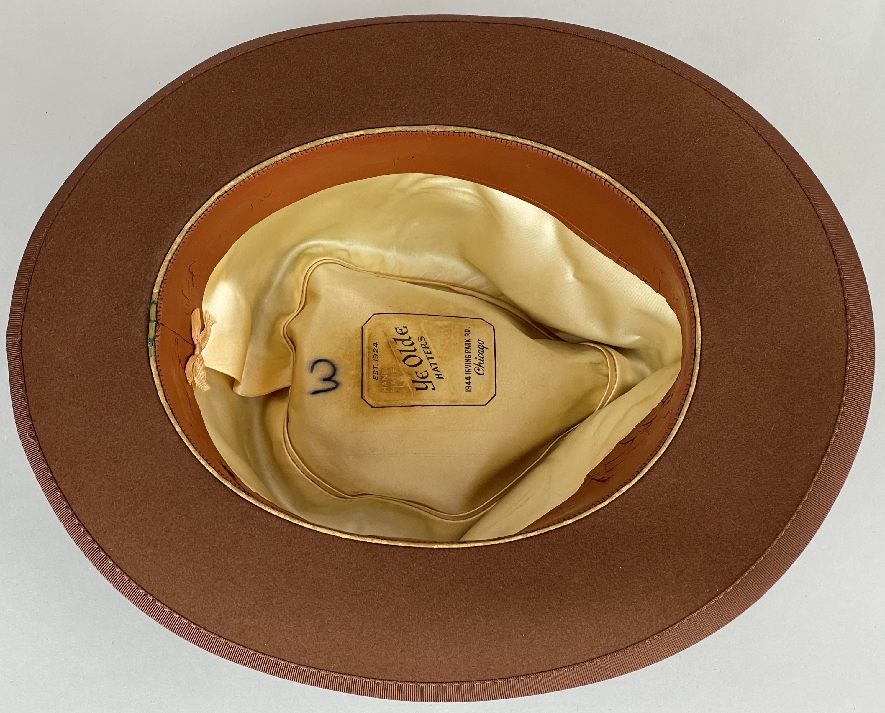 1940s Gumshoe Fedora | Vintage 40s Milk Chocolate Brown Beaver Felt Ye ...