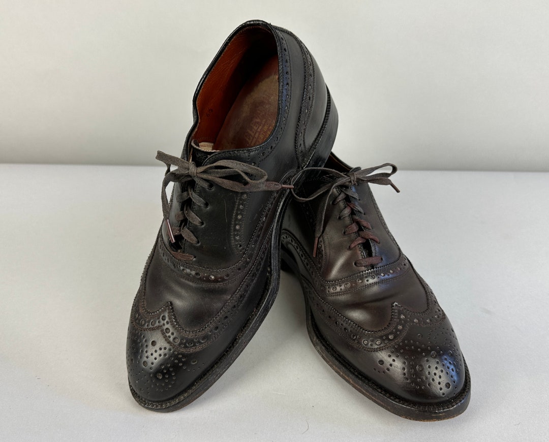 1940s Elevate Your Style Shoes Vintage 40s Matte Black Leather Wingtip ...