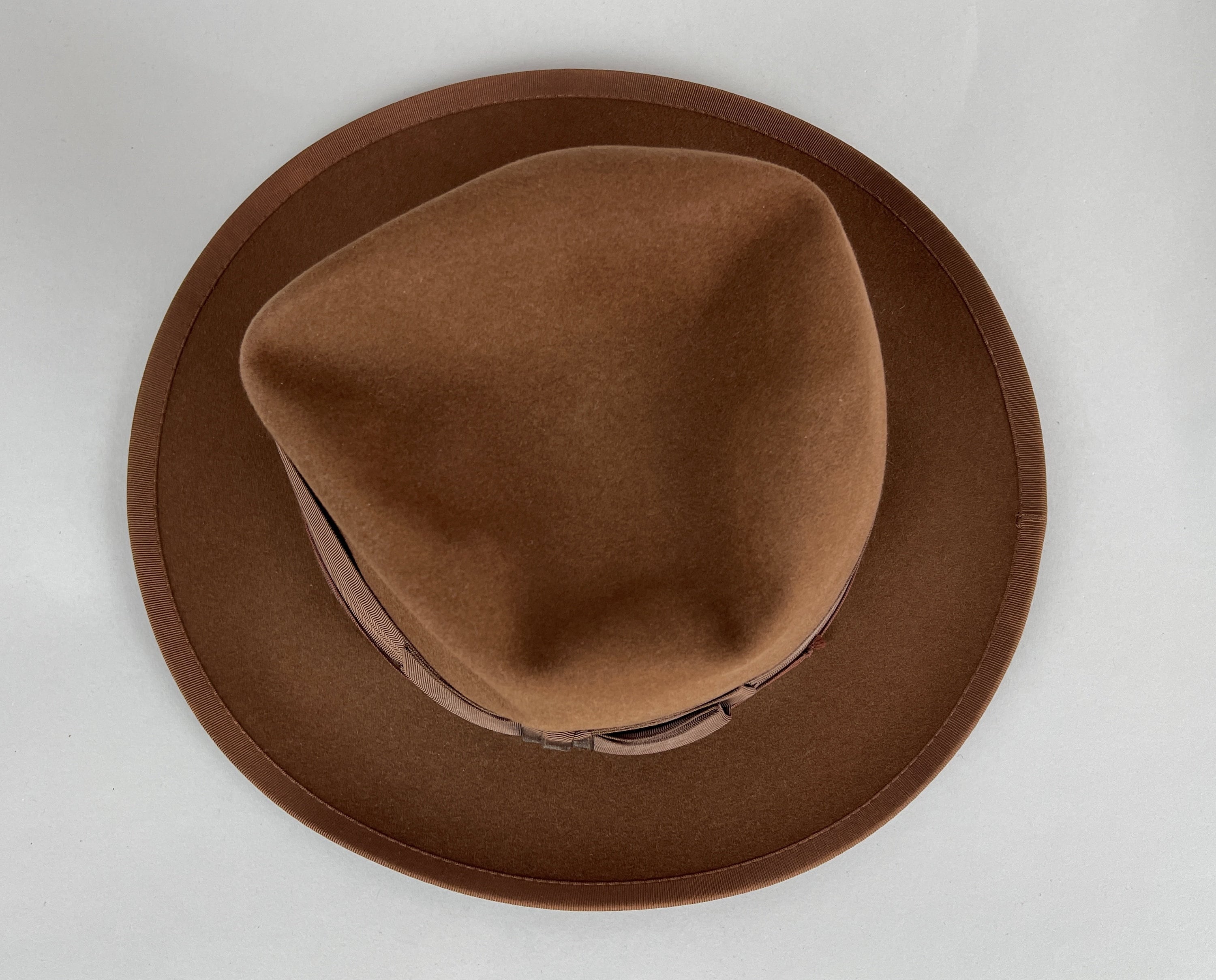 1940s Gumshoe Fedora | Vintage 40s Milk Chocolate Brown Beaver Felt Ye ...
