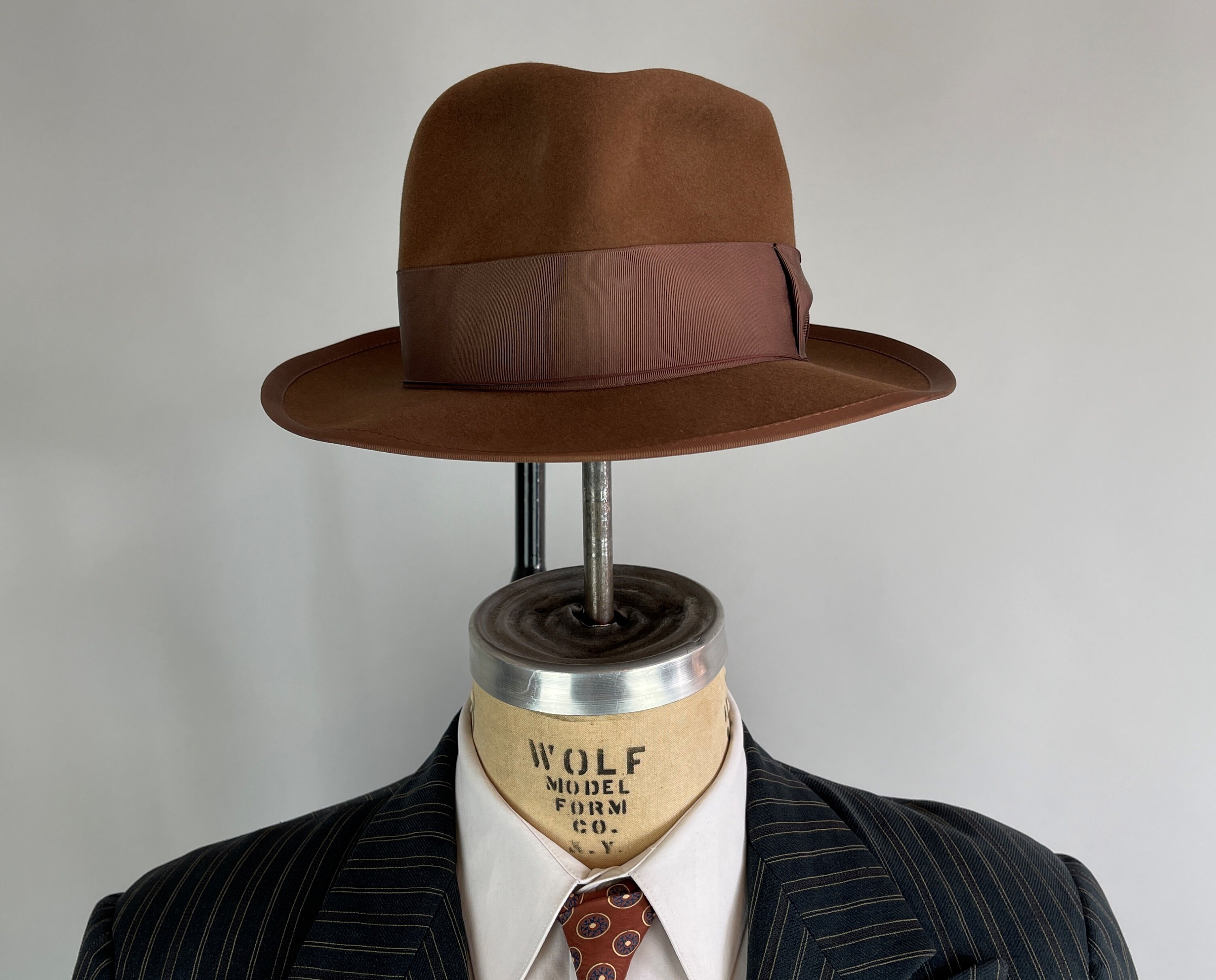 1940s Gumshoe Fedora | Vintage 40s Milk Chocolate Brown Beaver Felt Ye ...