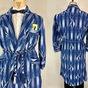 1920s Cuddle up Beacon Robe Vintage 20s Blue Tones and White Deco ...