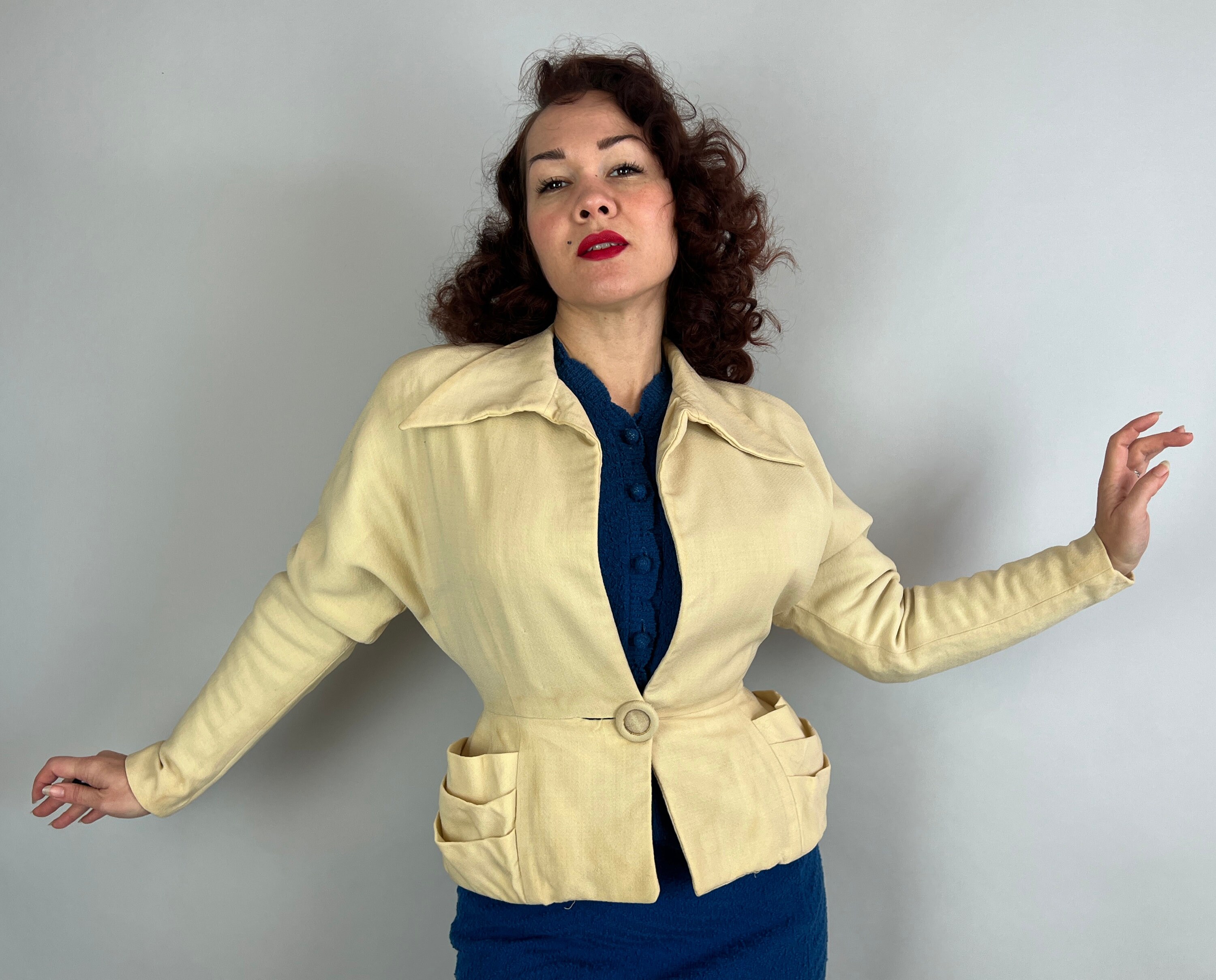 1940s Wendy's Wasp Waist Blazer | Vintage 40s Cream White Wool Crepe ...