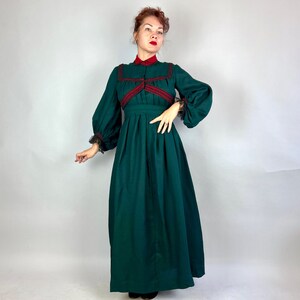 1800s Christmas Carol Dress | Antique Vintage Victorian Forest Green ...