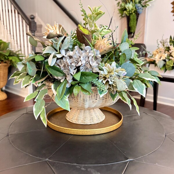 Foyer Centerpiece - Etsy