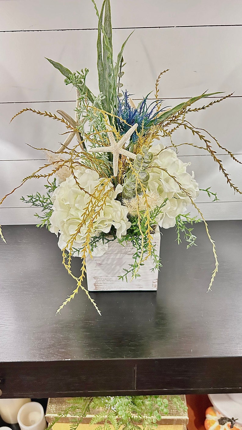 Coastal Flower Centerpiece, Hydrangea Beach House Table Centerpiece ...