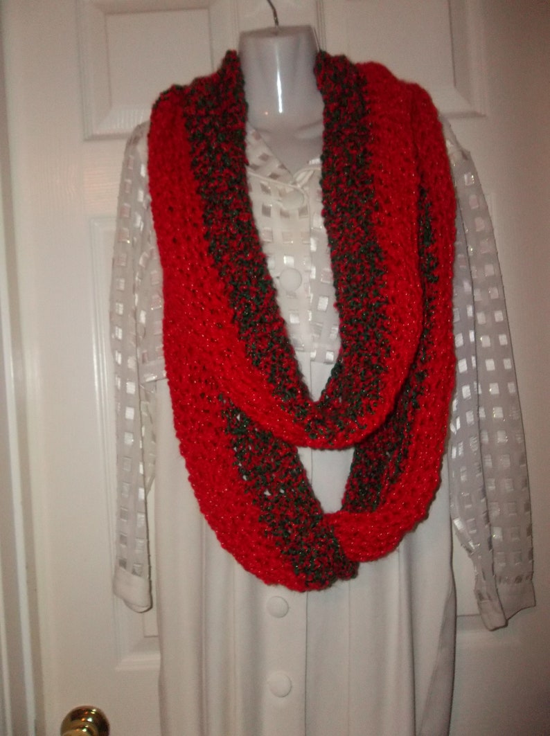 Crochet Pattern: Festive Crochet Scarf - Etsy