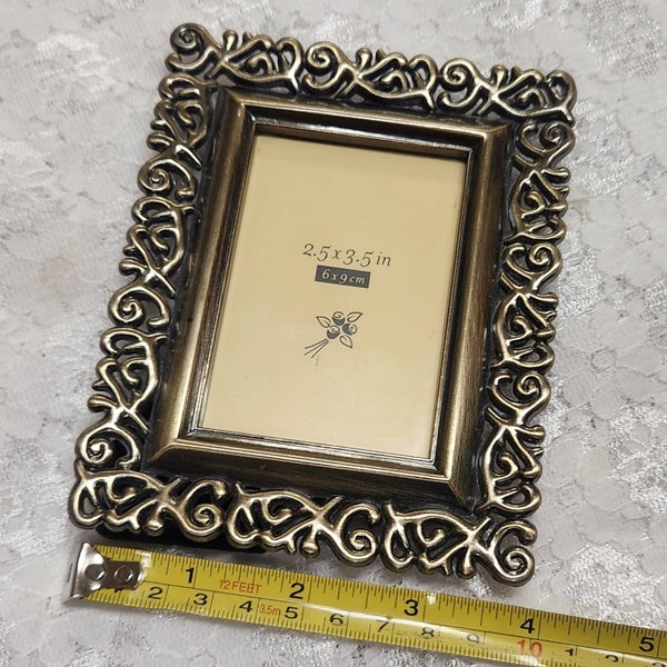 Wallet Frame - Etsy