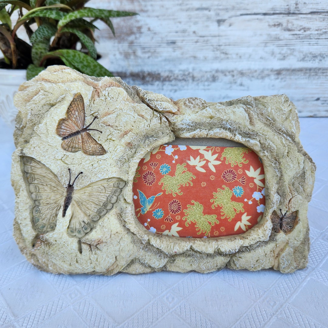 Butterfly Stone Look Picture Frame by Et Cetera, Polyresin for 4x3 Inch ...