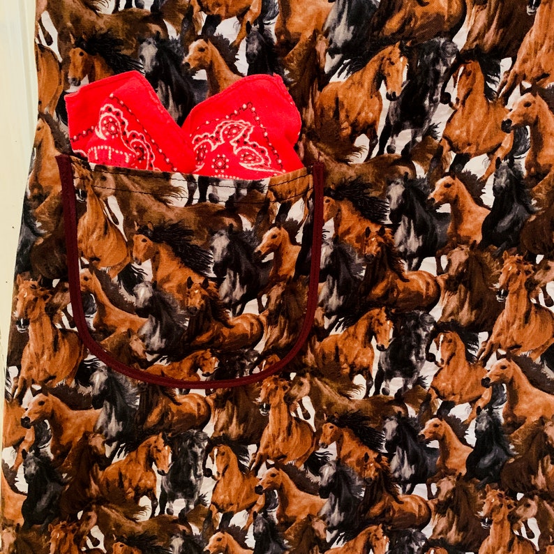 Size 8 Girls Apron Horse Print Cotton W/ Pocket & Vintage Button Back ...