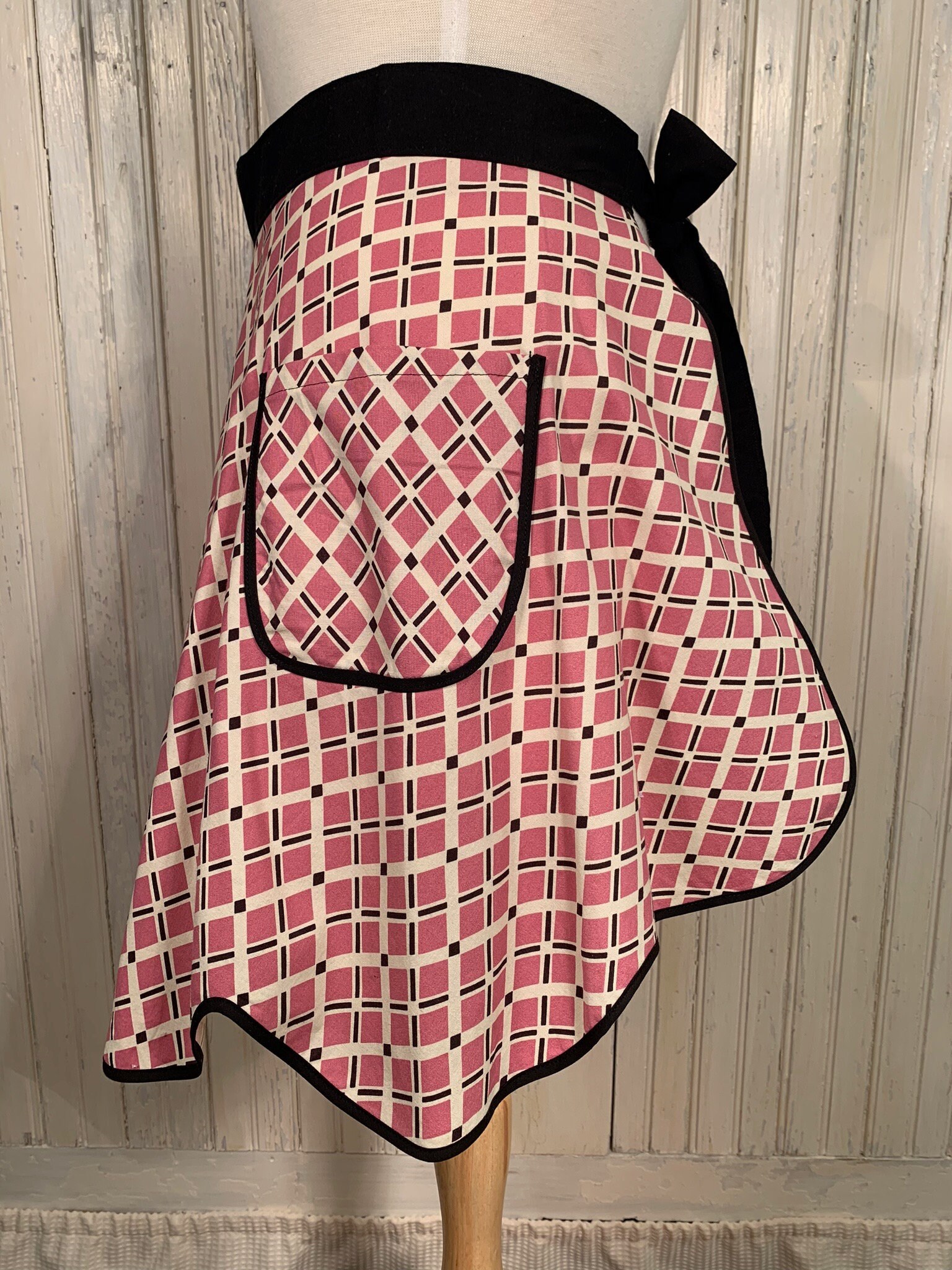Womens Half Apron Handmade in an Alluring Retro Style W/2 | Etsy