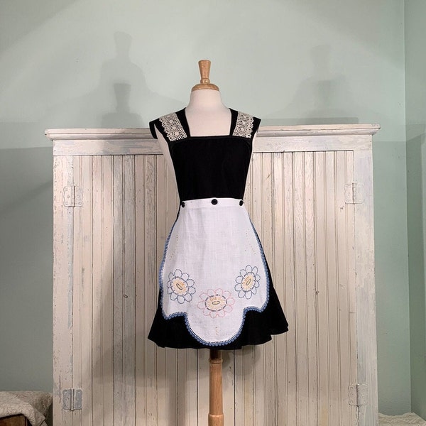 Elegant Apron - Etsy