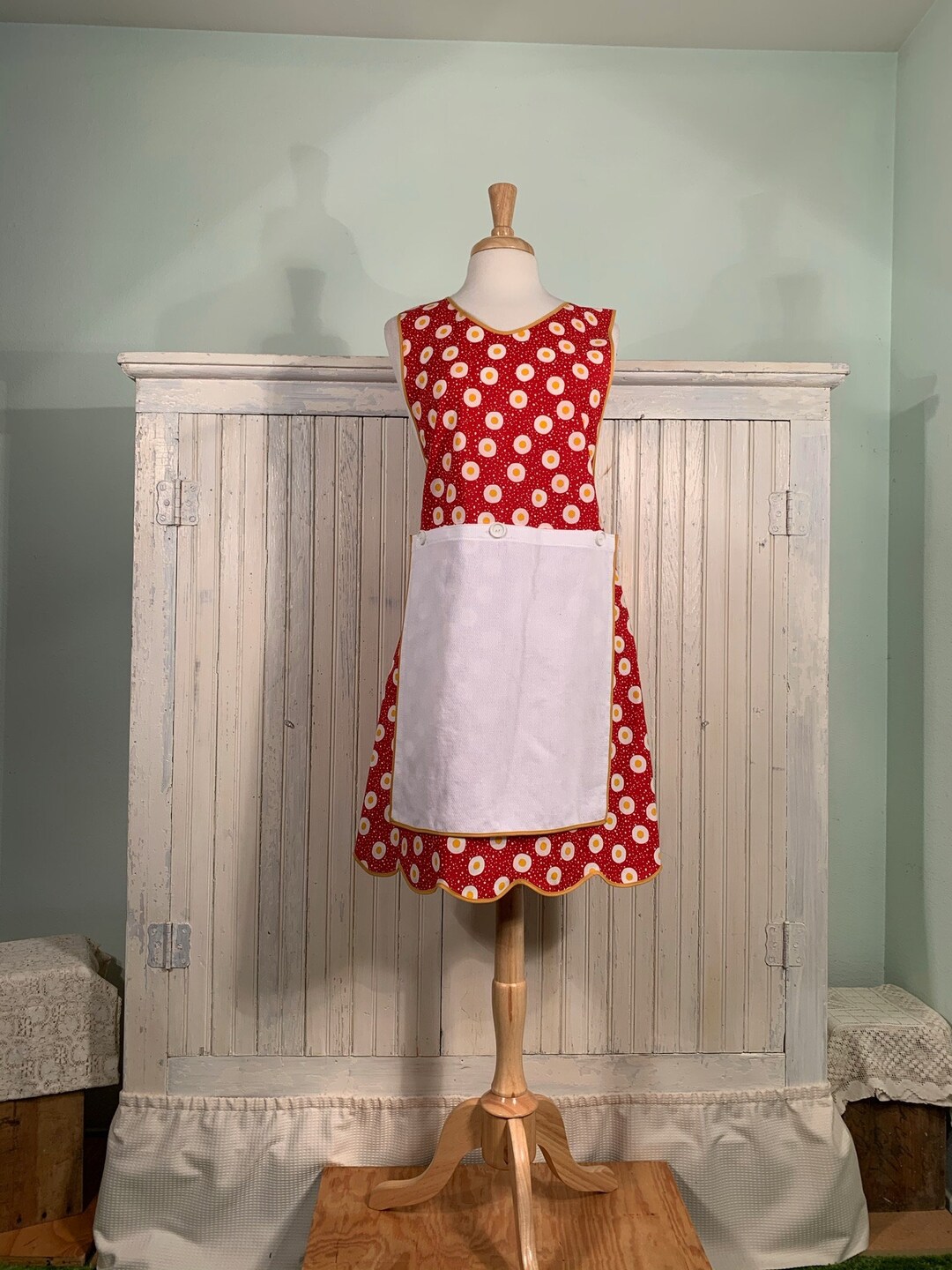 Retro Style Full Coverage Apron in "sunnyside Up" Cotton Print, 2 Large ...