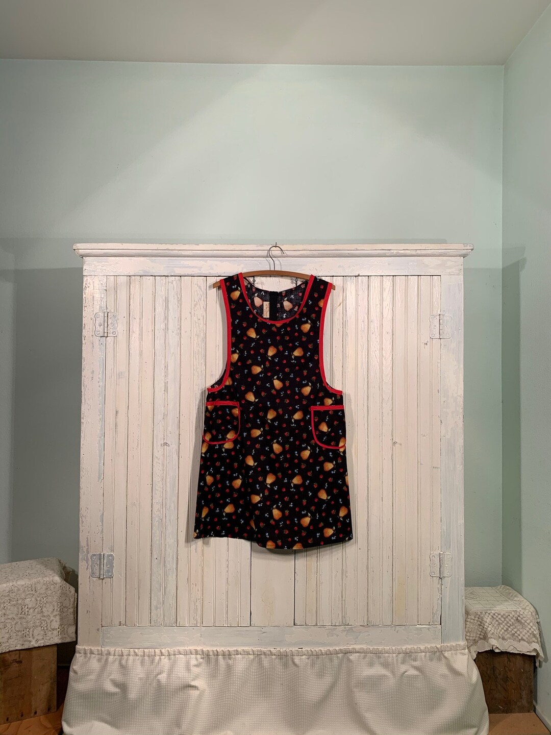 Womens Full Apron for Smaller Body 2 Large Pockets Slips Over the Head ...