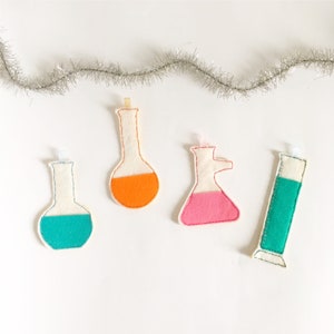 Science Lab Glassware Felt Tags | Chemistry Advent Calendar Ornaments ...