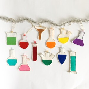 Science Lab Glassware Felt Tags | Chemistry Advent Calendar Ornaments ...