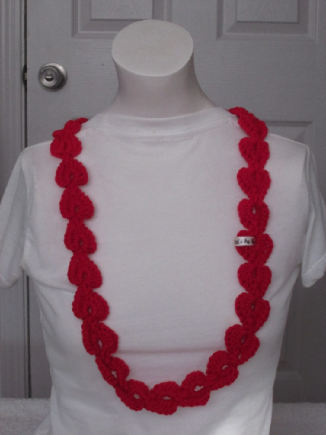 Handmade Cherry Red Heart Yarn Lei, Party Accessory - Etsy