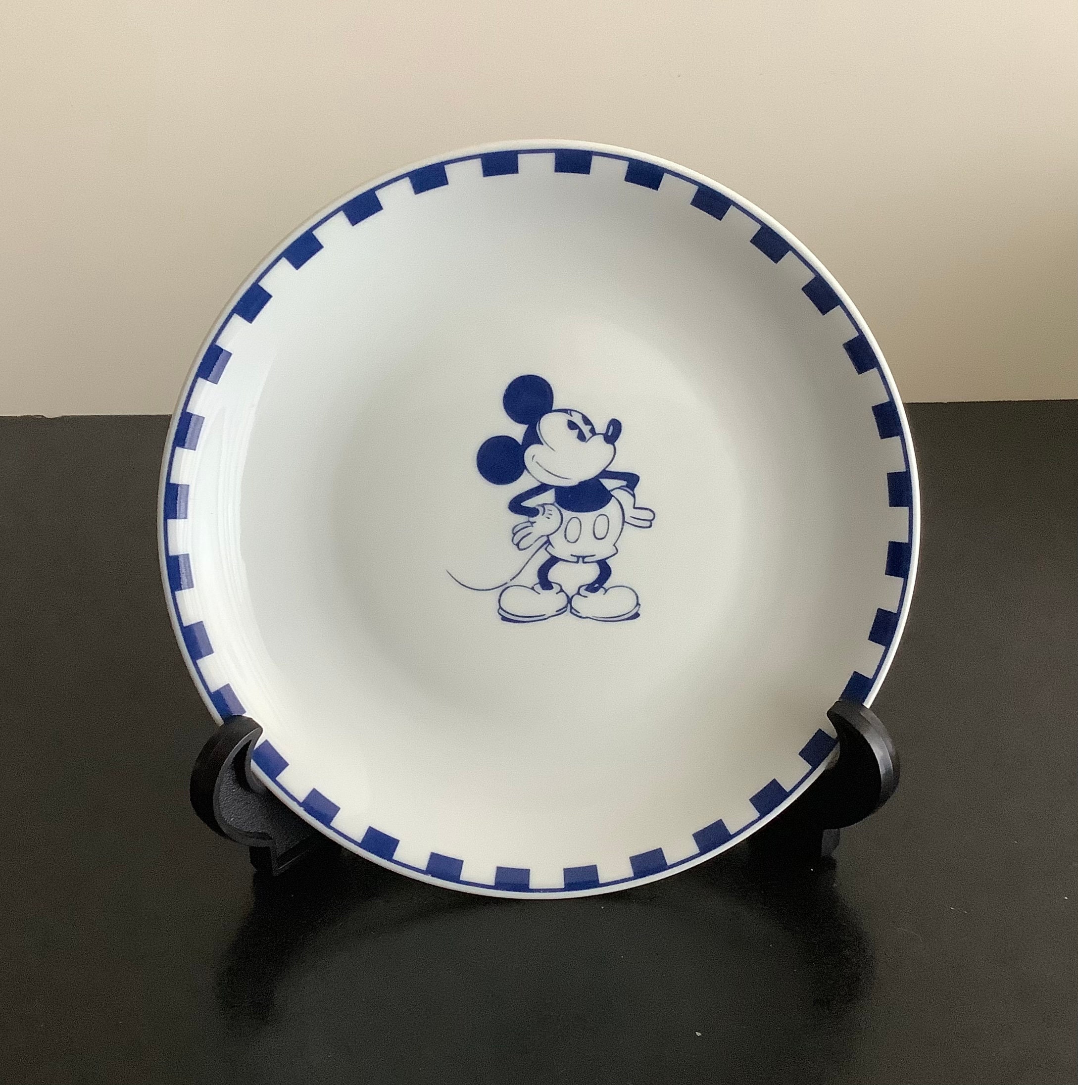 Guy Degrenne Mickey Mouse Plate 7.8 Inches Set of 2 . Disney Mickey ...