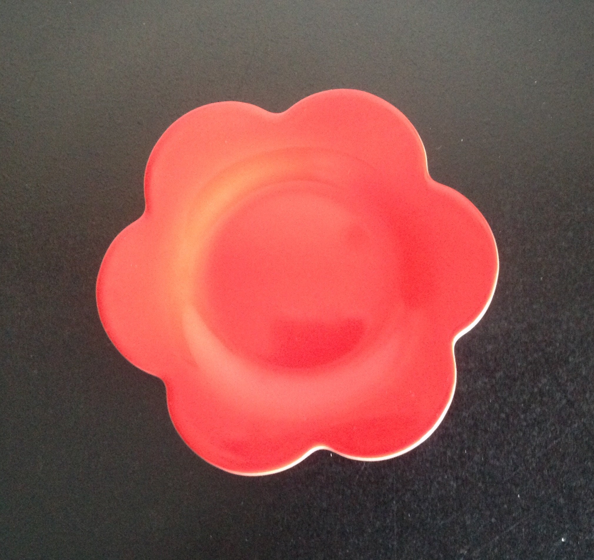 Villeroy and Boch Wonderful World Red With White Square Plate. 10.7 ...