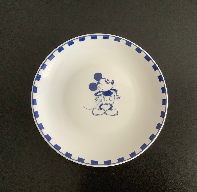 Guy Degrenne Mickey Mouse Plate 7.8 Inches Set of 2 . Disney Mickey ...