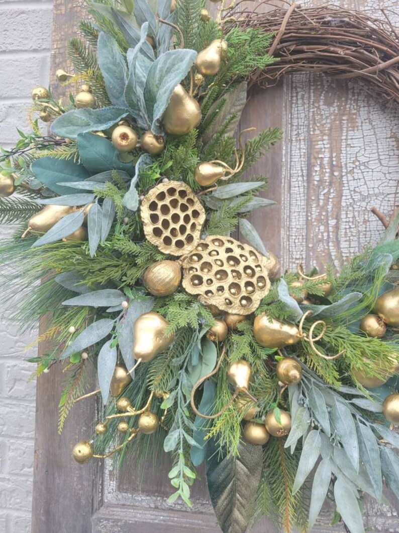 Gold Lotus Pod and Pear Holiday Wreath - Etsy