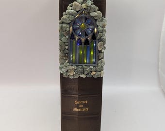 Cathedral Church Book Nook With Lights - Etsy