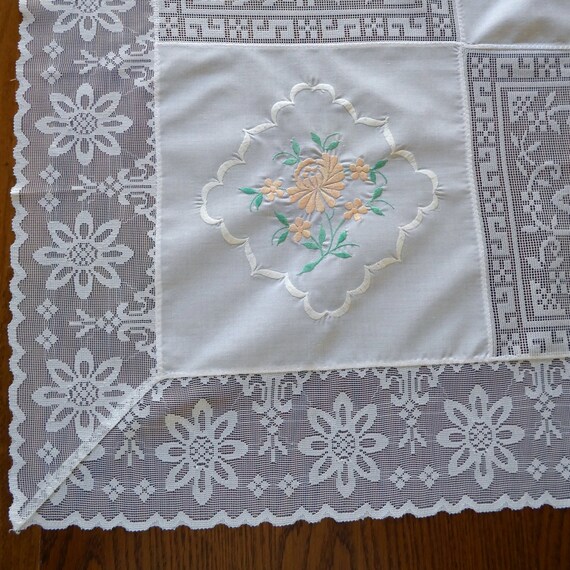 Vintage Square Tablecloth With Embroidery and Lace - Etsy Australia