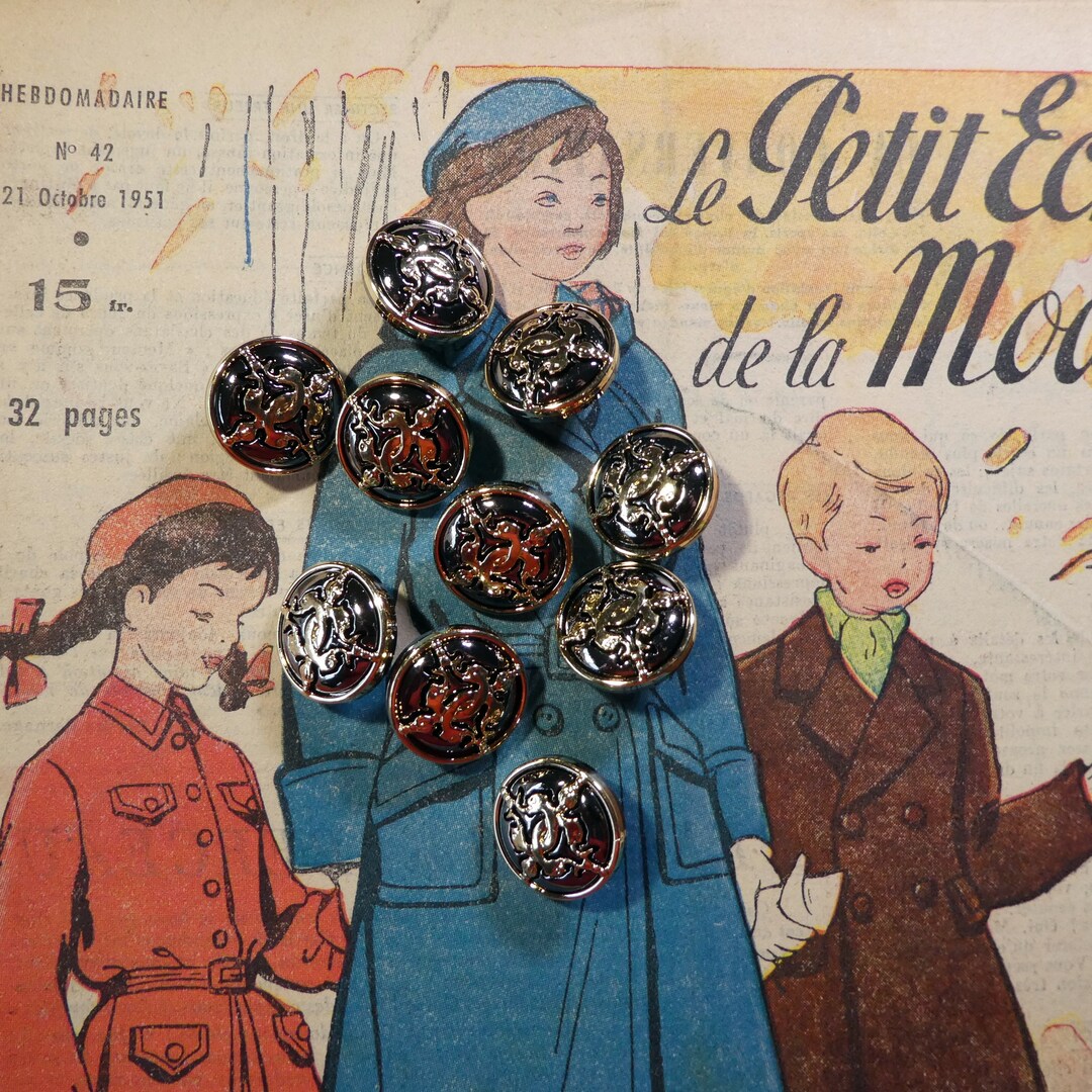 6 Vintage Black and Gold Shank Buttons, 20 Mms - Etsy