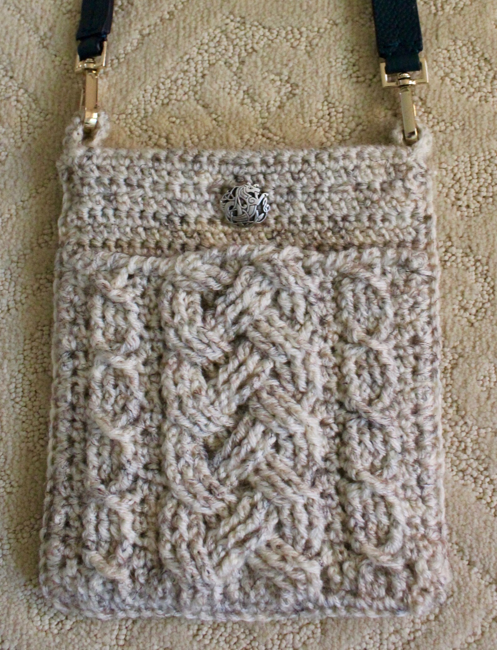 Inverness Cable Braided Purse or Tablet Case Crochet Pattern for Women ...
