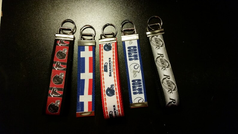 Sport Team Keychain - Key Fob (college, NCAA, NFL) - Etsy