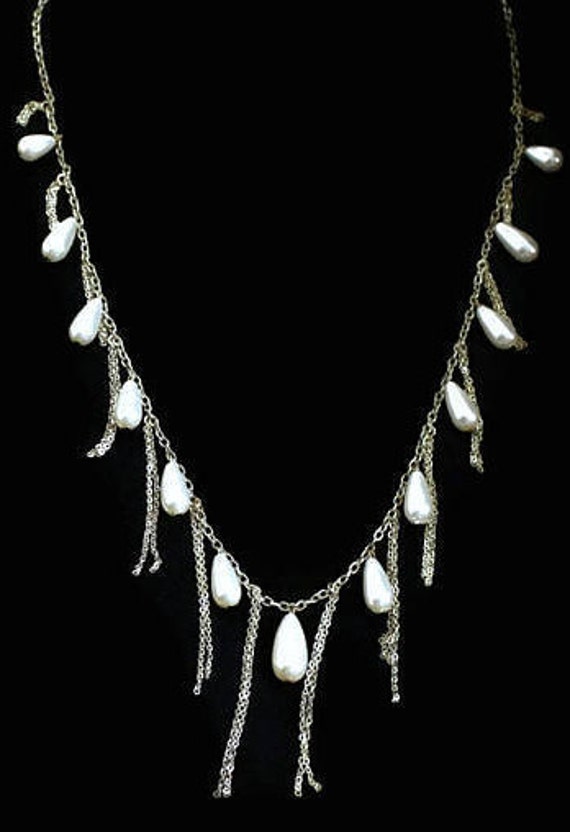Long Drippy Pearl Tear Drop And Chain Statement Neckl… - Gem