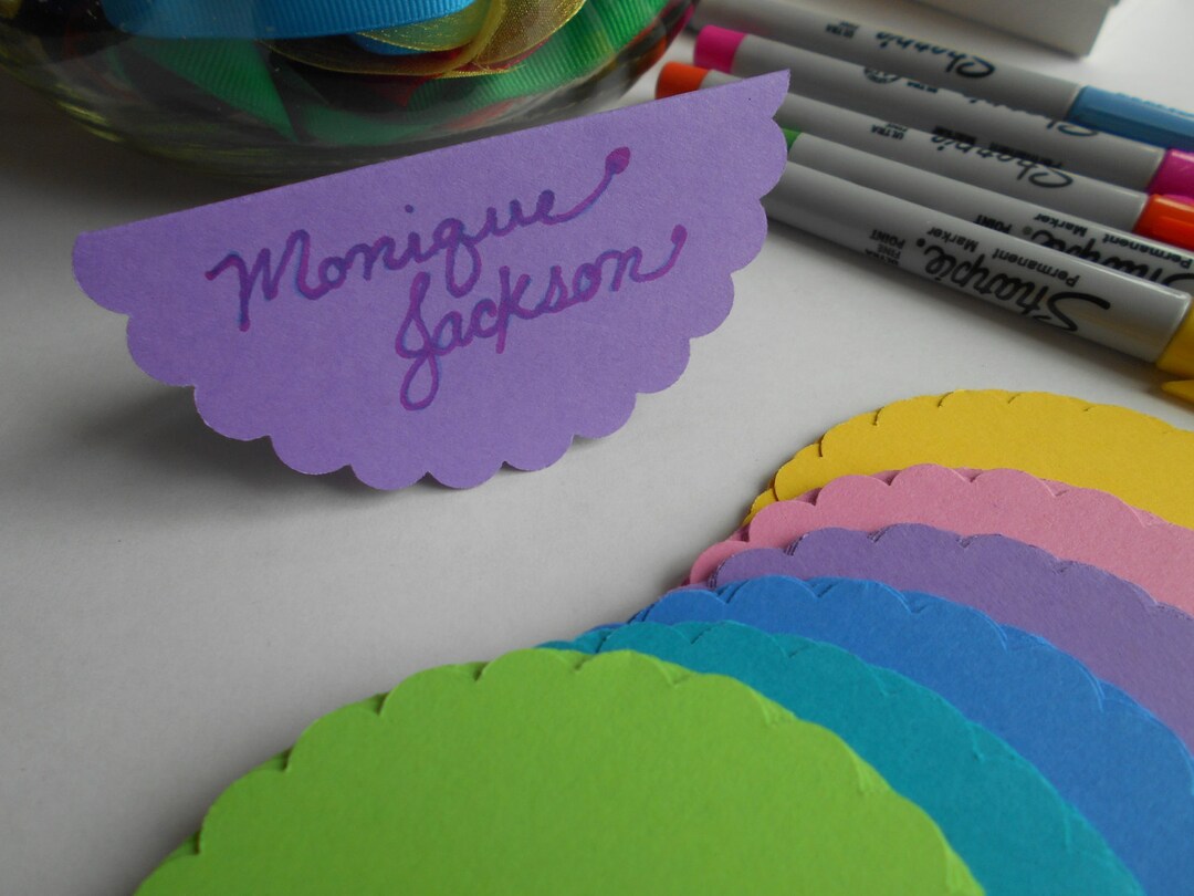 Scalloped Circle Tags/name Place Cards/banner Circles/gift - Etsy UK