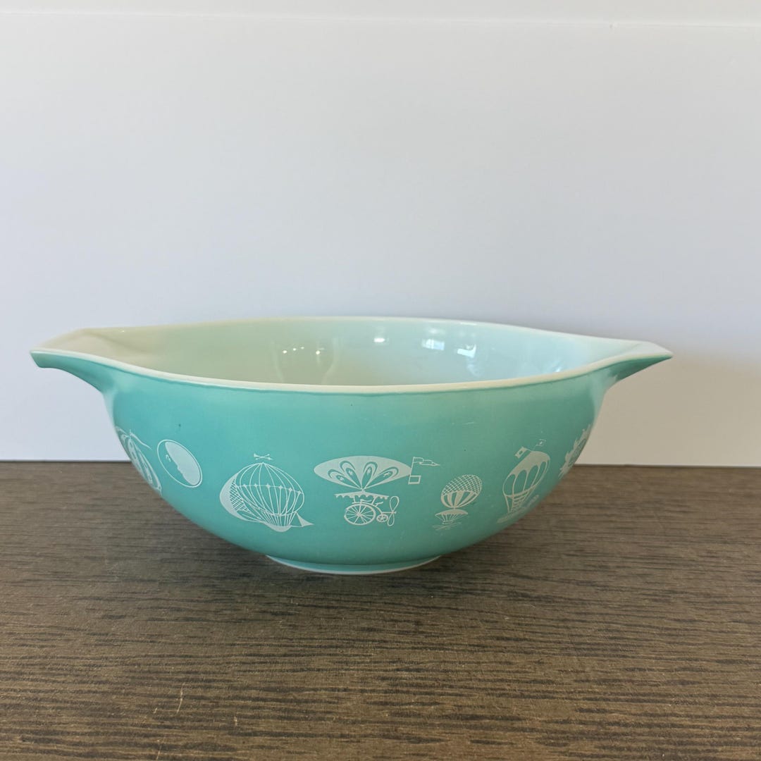 Pyrex Turquoise Hot Air Balloon Promotional Chip and Dip, 444 Bowl Only ...
