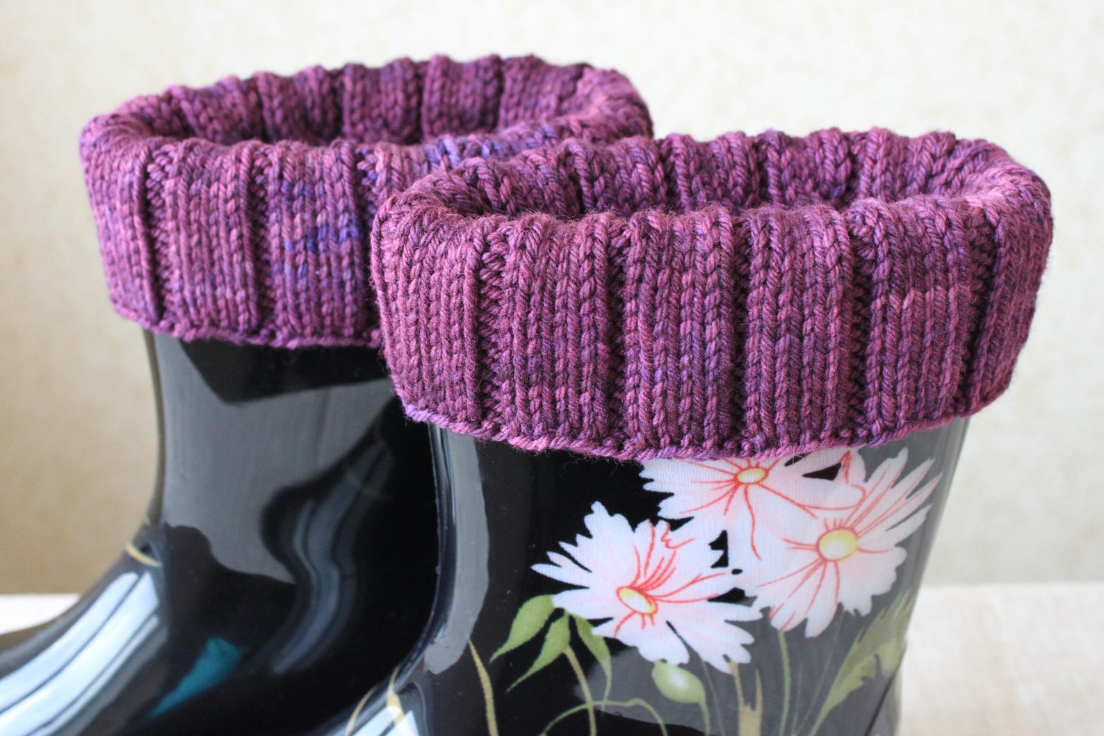 KNITTING PATTERN Boot Toppers Boot Cuffs Cabled Boot Cuffs | Etsy