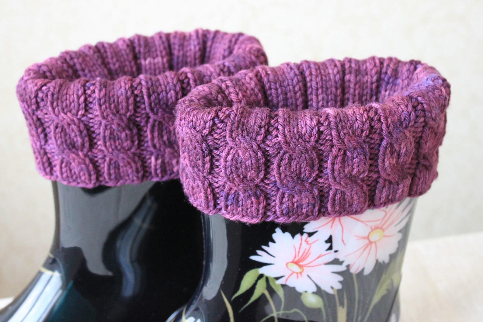 KNITTING PATTERN Boot Toppers Boot Cuffs Cabled Boot Cuffs - Etsy