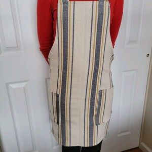 Farmhouse Style Feedsack Apron, 2 Large Pockets, One Size Fits All - Etsy