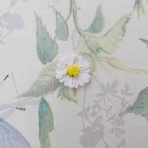 Tiny White DAISY TIE PIN Daisy Tie Tack Marguerite Daisy Tie Pin White ...