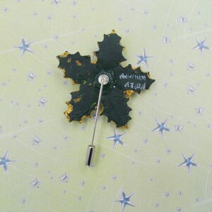 Large HOLLY & BERRIES WREATH Pin Festive Christmas Winter Wedding ...