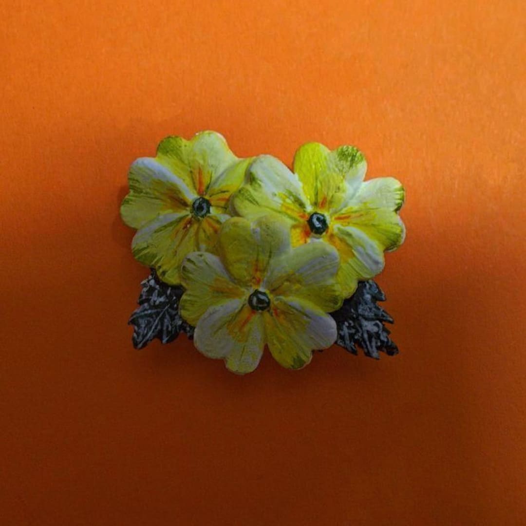 PRIMROSE POSY BROOCH Yellow Primrose Pin Floral Spring Yellow Wedding ...