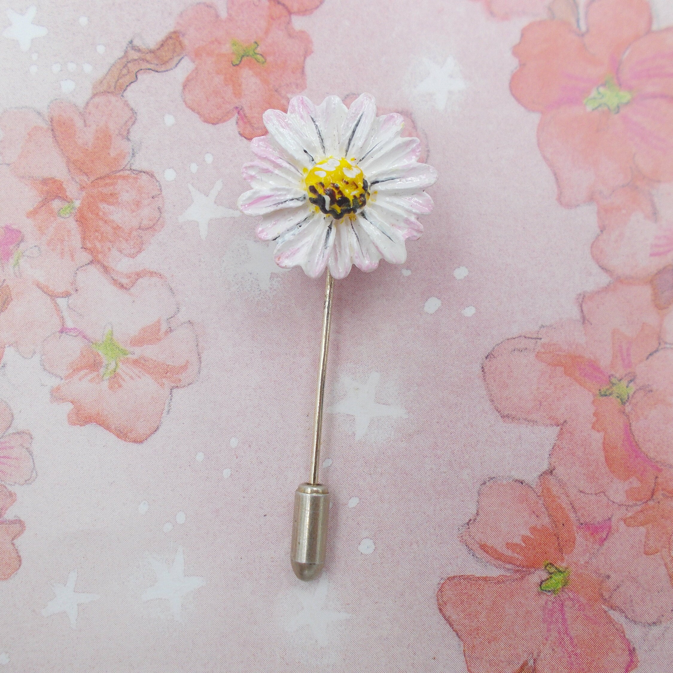 Small LAWN DAISY PIN Dainty White Daisy Wedding Corsage | Etsy