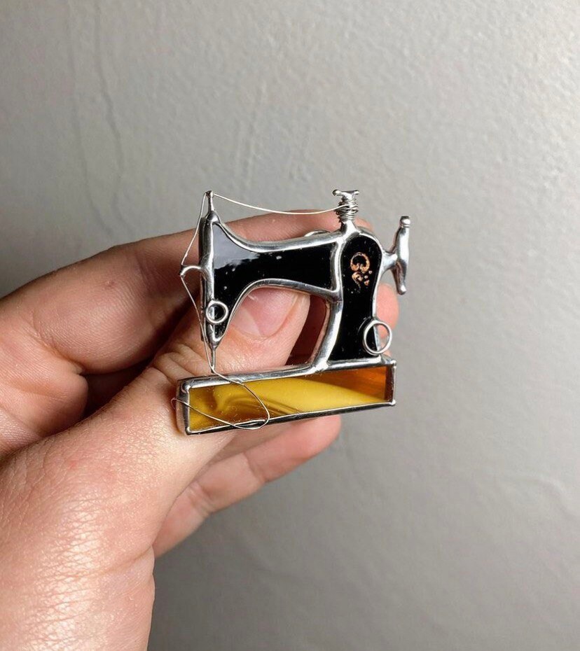 Tiffany Stained Glass Sewing Machine Singer Brooch Pin Women's Gift ...