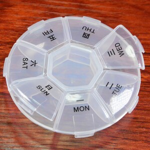 7 Day Weekly Box Pill Box, 7 Slot Round Plastic Box,clear Plastic Box ...