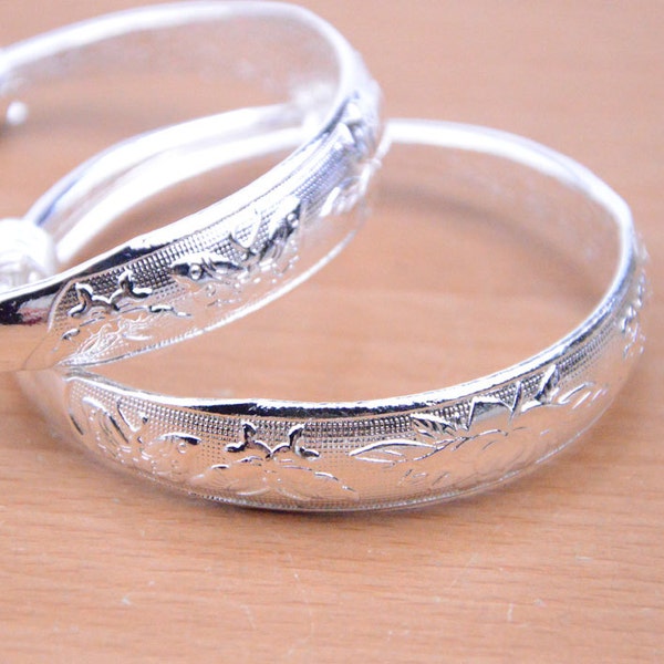 Wide Silver Bangle - Etsy