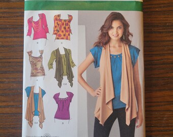 Uncut Simplicity Sewing Pattern 2283 Knit Tops, Neckline & Sleeve ...