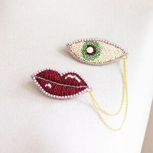 Face Brooch / Lip and Eye Bead Embroidery Brooch / Ruby Lips and Green Eyes Pin / Funky ...