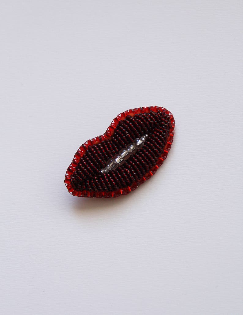 Ruby Lips Brooch / Artsy Brooch Gift for Painter / Alternative ...