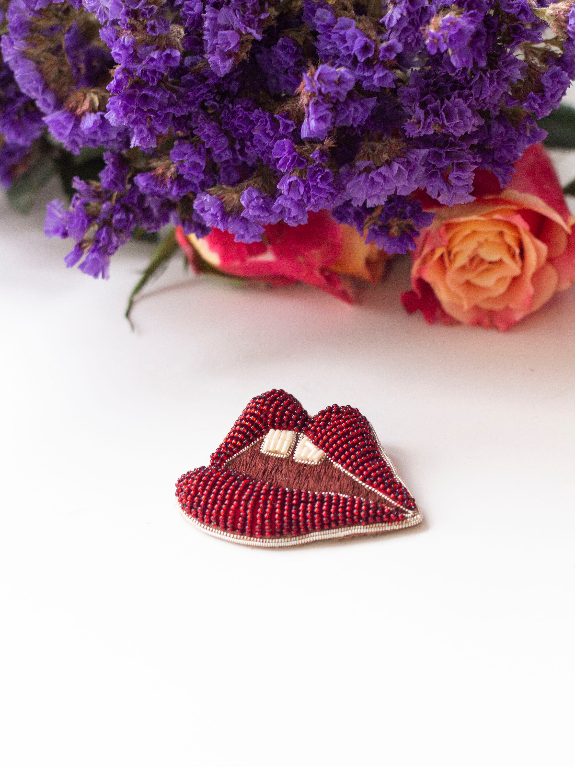 Talking Red Lips Brooch / Modern Surrealism and Kitsch Fashion - Etsy