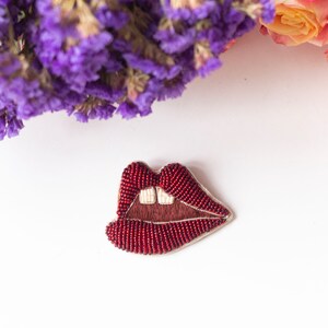 Talking Red Lips Brooch / Modern Surrealism and Kitsch Fashion - Etsy