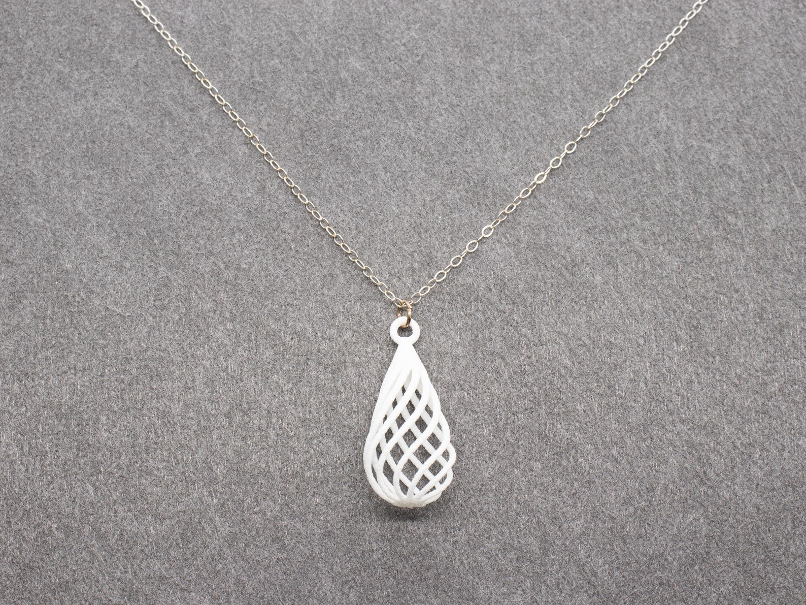Tapered Swirl Teardrop Pendant 3D Printed Nylon | Etsy