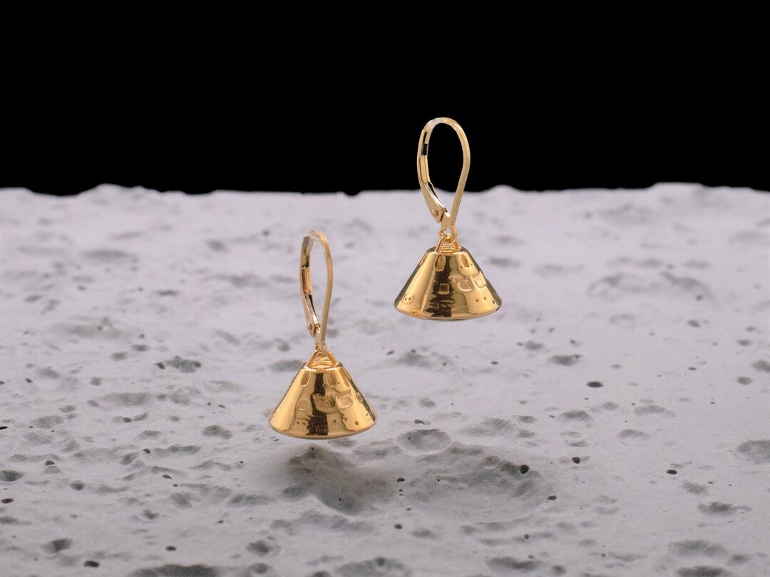 NASA Orion Space Capsule Earrings, 3D Printed Artemis Program Orion ...